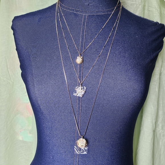 Tommy Bahama | Jewelry | Tommy Bahama Triple Strand Necklace Shell ...